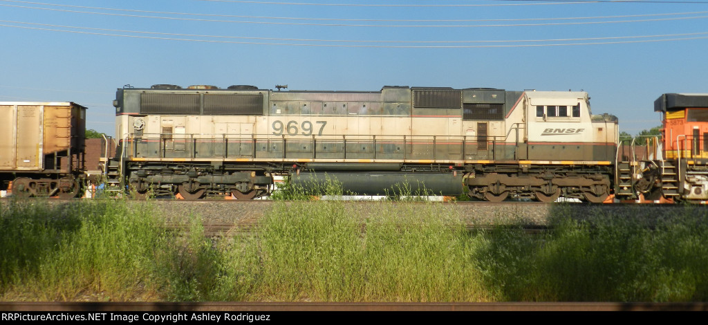 BNSF 9697